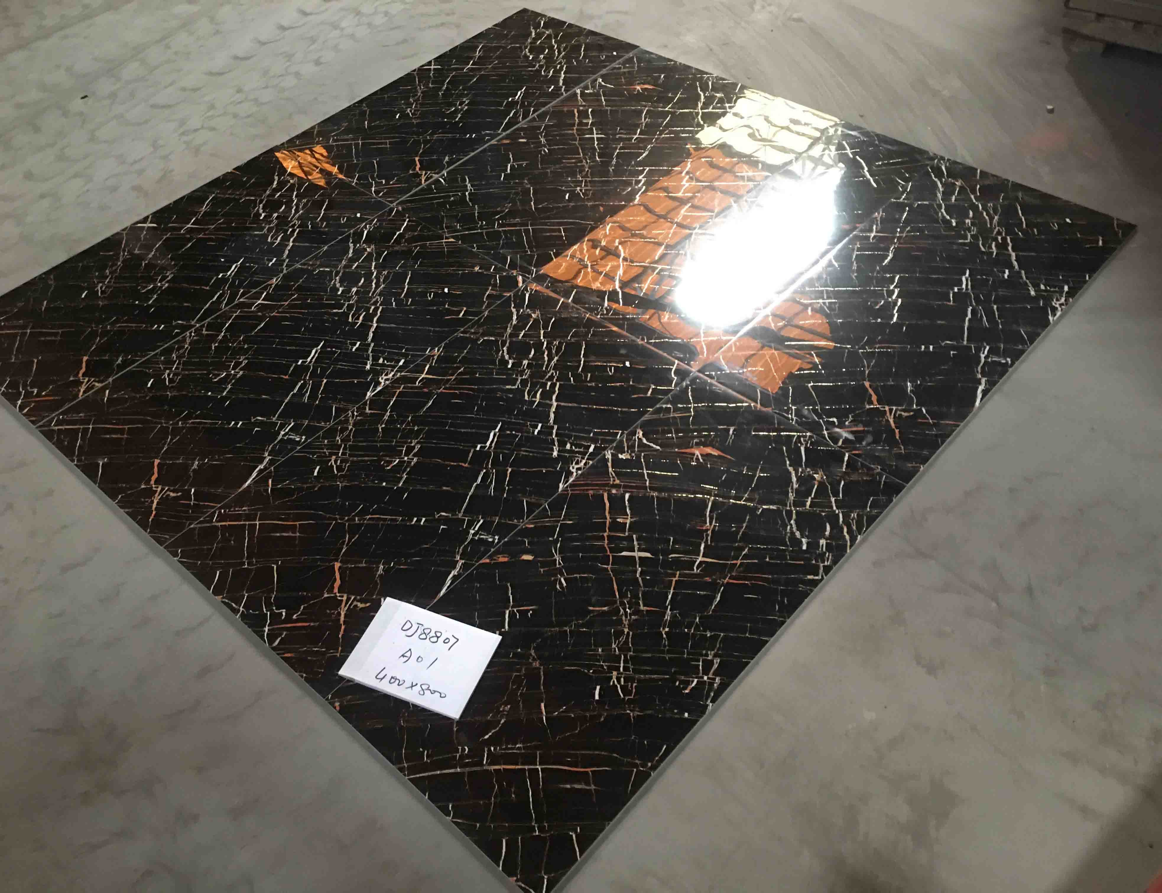 400x800mm Polished Glazed Tiles with Golden Line